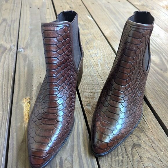 Donald J. Pliner | Shoes | Donald Pliner Western Boots 7 | Poshmark